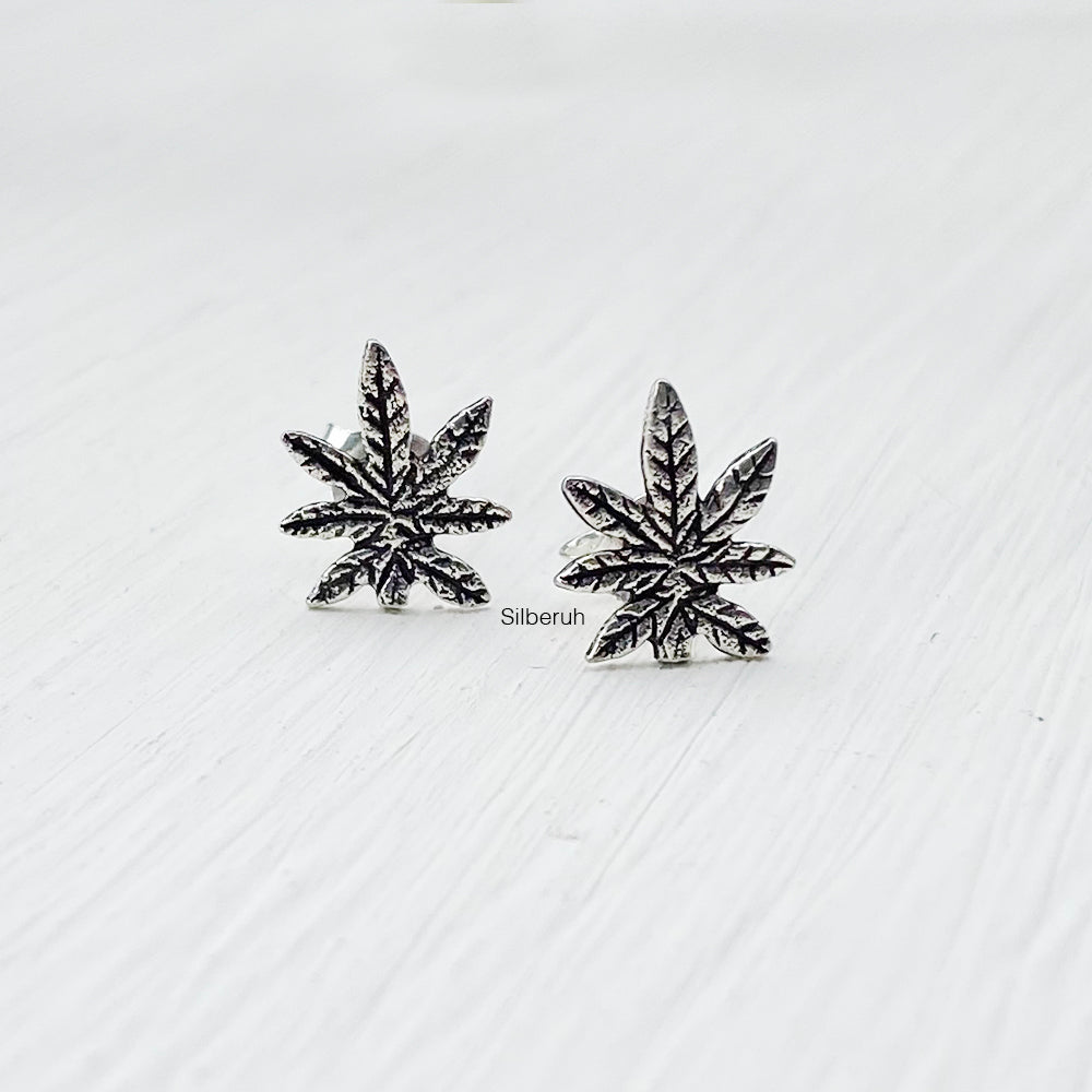 Marijuana Leaf Silver Stud – SILBERUH