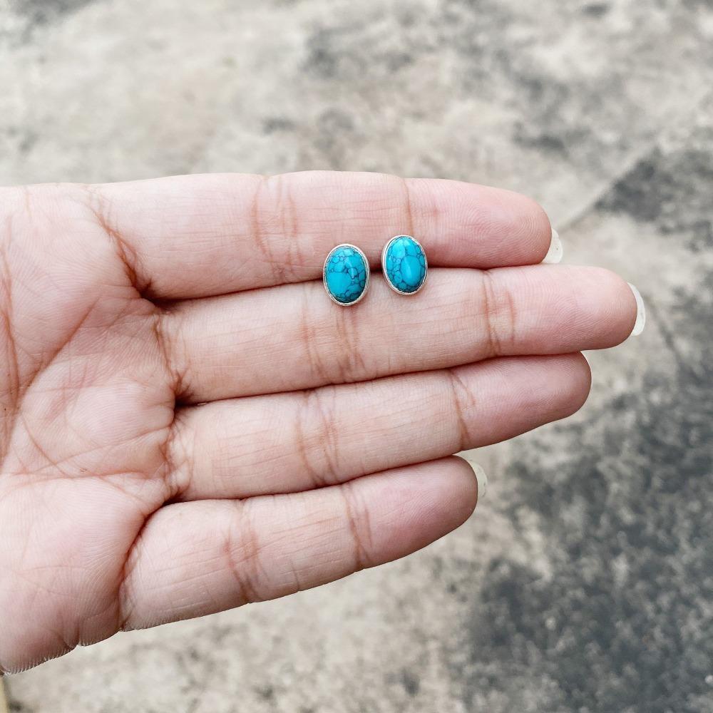 Turquoise Oval Silver Stud – SILBERUH