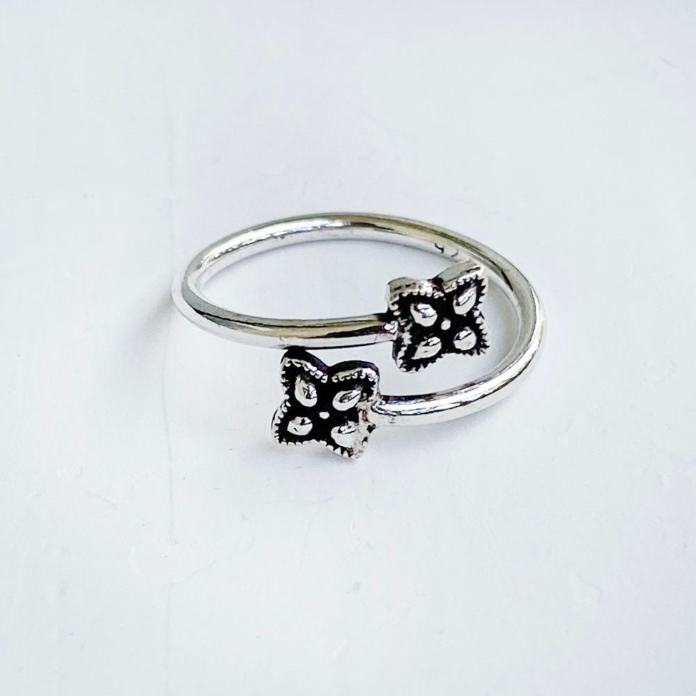 Silver Flower Adjustable Toe Ring – SILBERUH