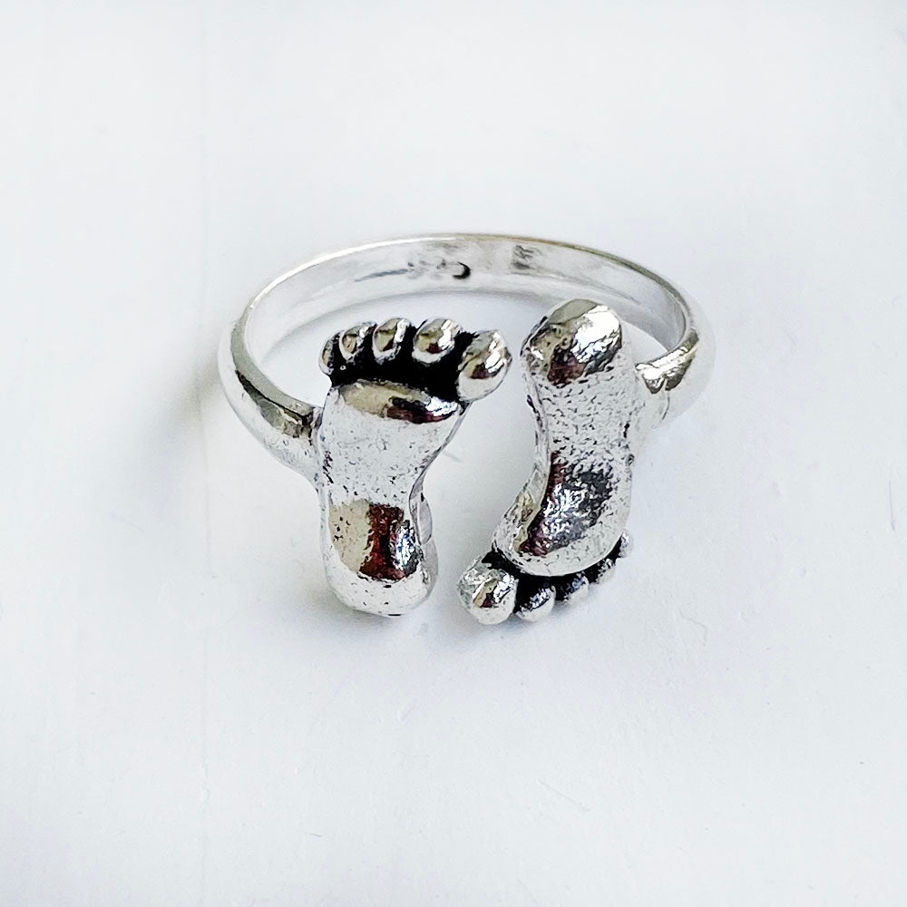 Footprints Silver Toe Ring – SILBERUH