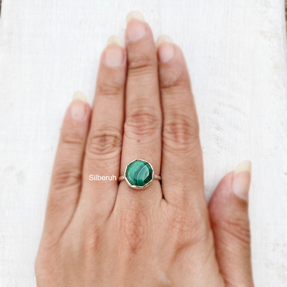 Malachite Knotted Round Silver Ring – SILBERUH