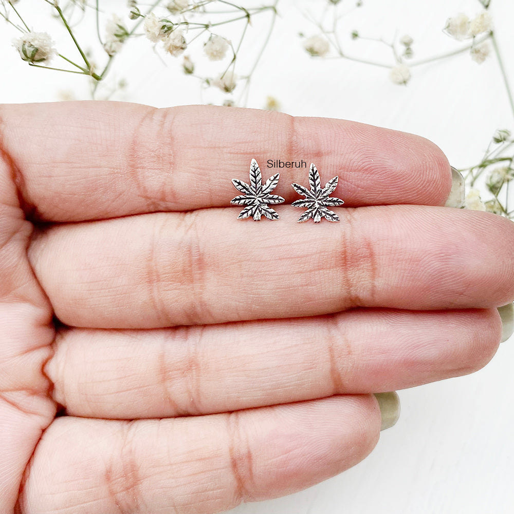 Marijuana Leaf Silver Stud – SILBERUH
